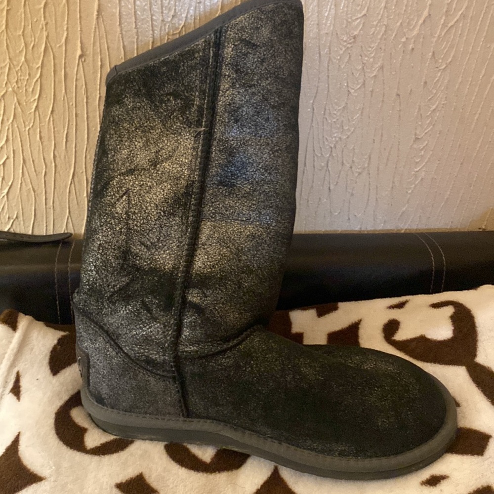 Australian Luxe Shearling Lined Silver Boots - Gem